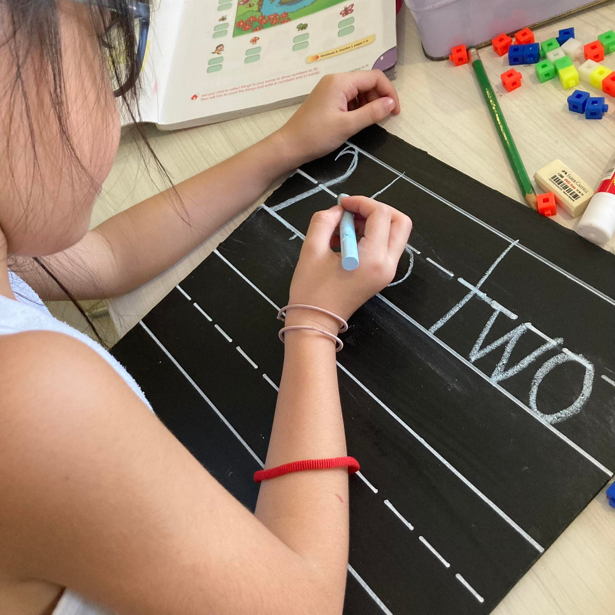 Blackboard for kids | Lined black board back to back with lines | No b ...